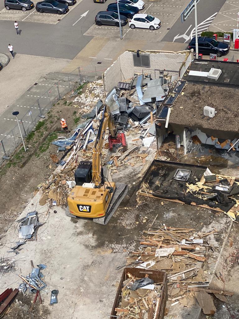 Demolition of a care flat - Van Groningen B.V.